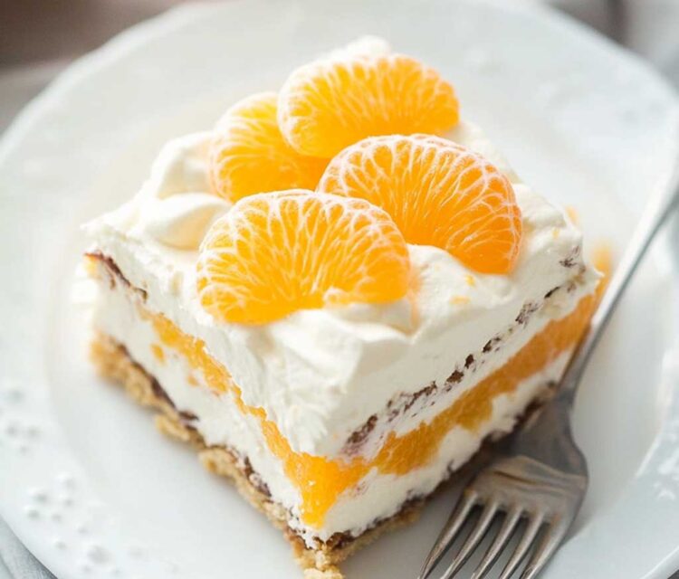 Mandarin Orange Angel Food Cake: A Heavenly Citrus Delight - Dessert Hungry